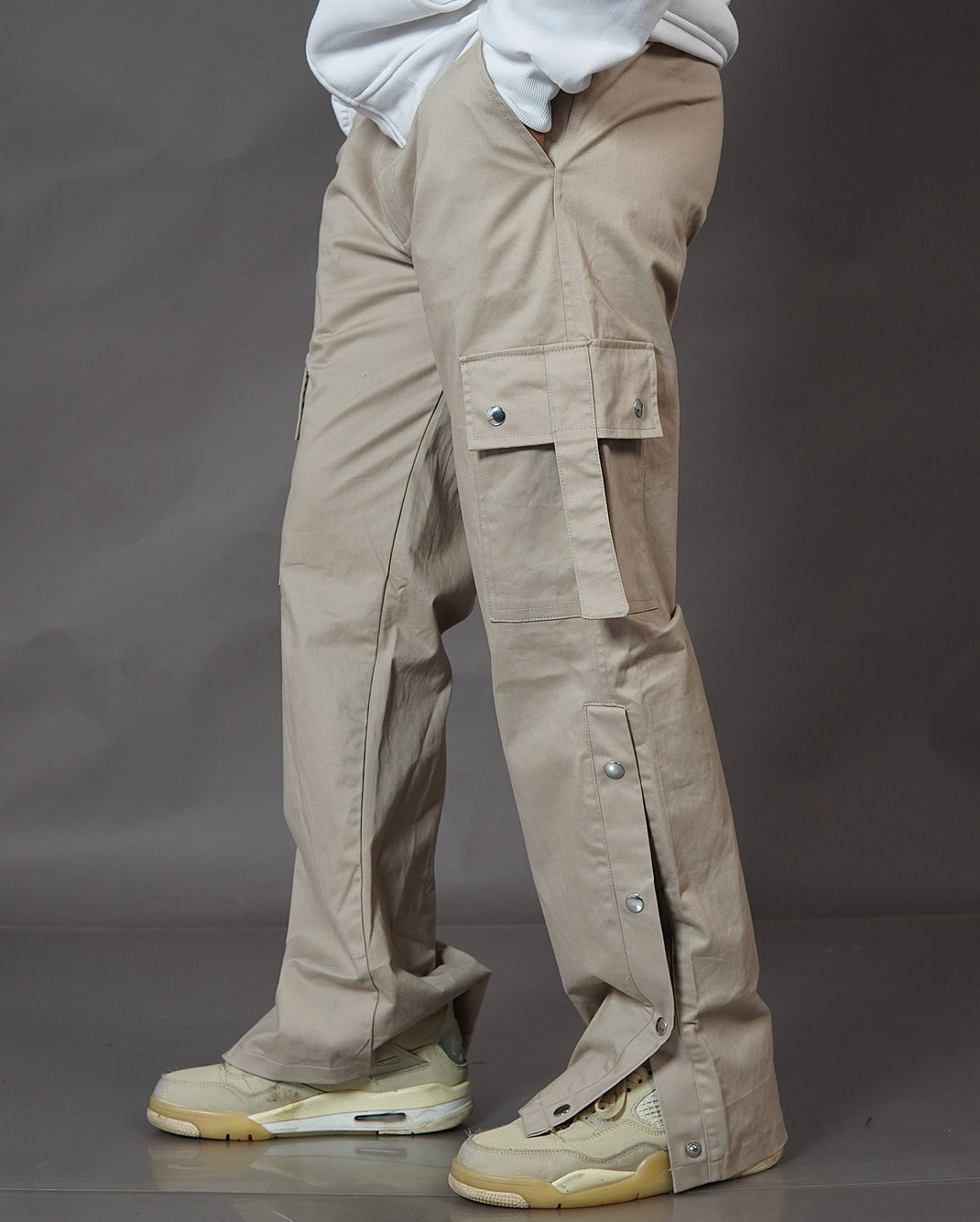 Explore our collection of cargo pants at VintageDrip. Featuring trendy ...